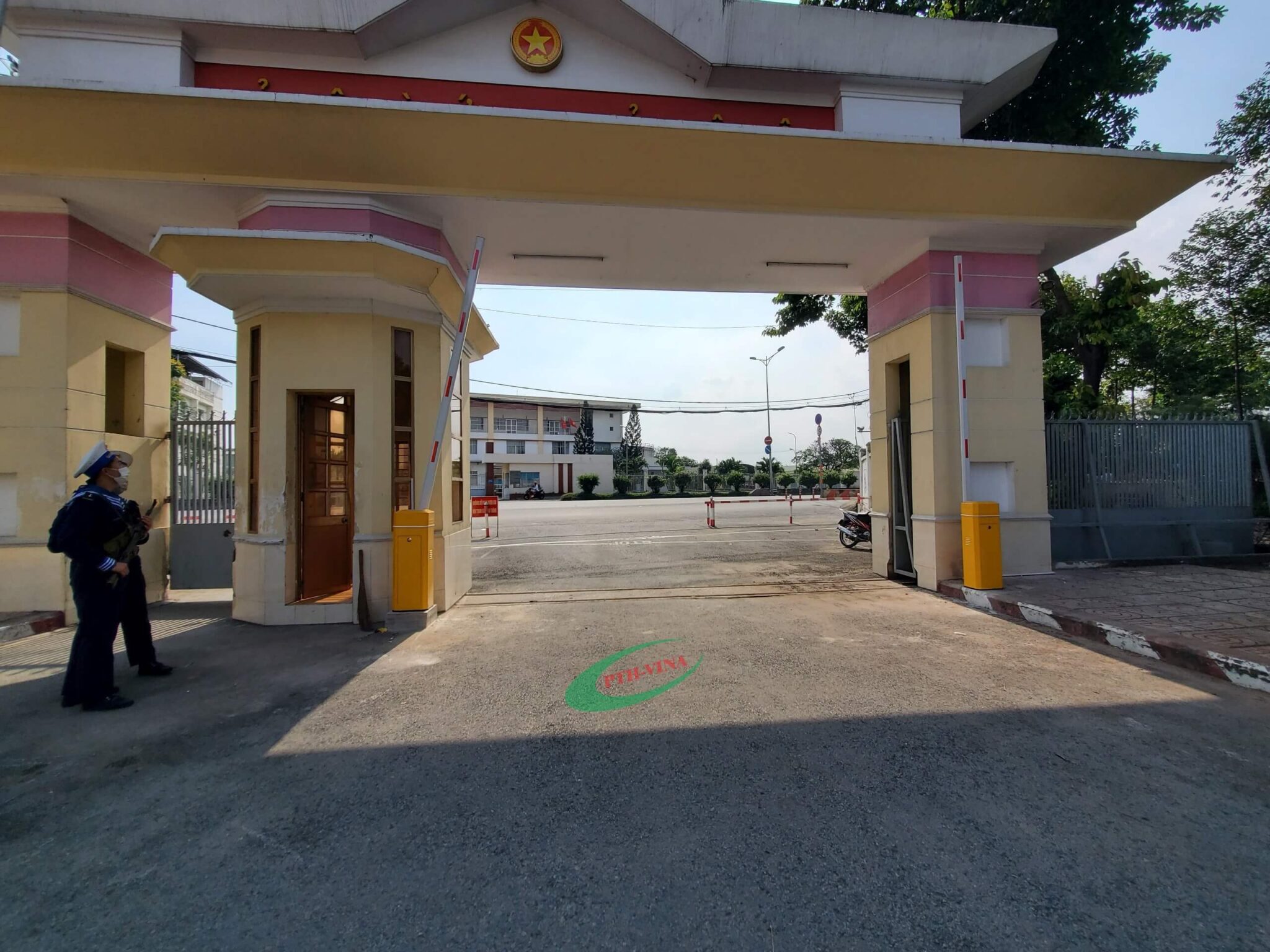 Lắp đặt BARIE BS-306 tại Trường Cao đẳng Kỹ thuật Hải quân